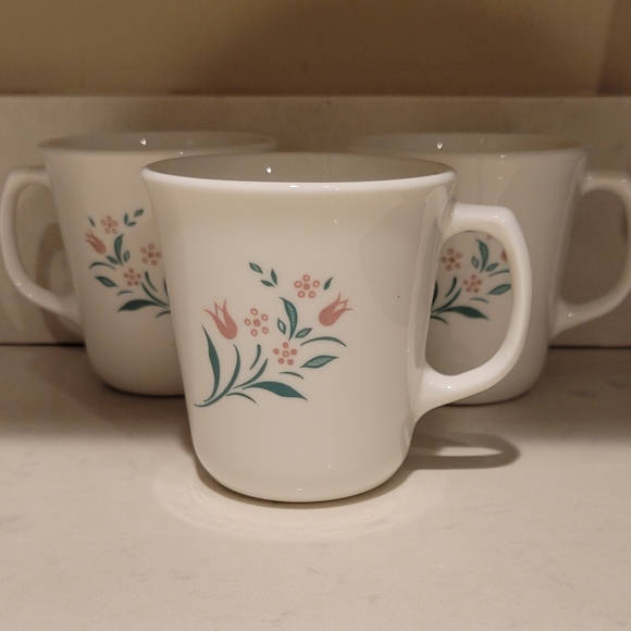 Corningware | Kitchen | 3 Corning Cups Rosemarie Tulip | Poshmark